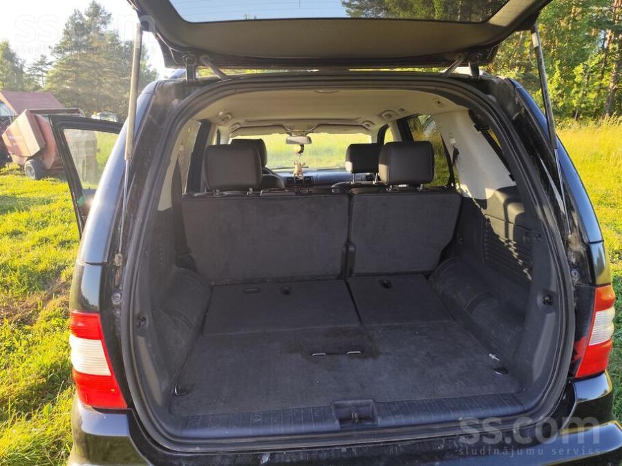 Melns Mercedes-Benz ML 270 2004 Rēzekne, ar dzinēja tilpumu 2.70 L un nobraukumu 277 tūkst. km par 2700 €, foto 8 vietnē AUTOMOTO.COM.LV