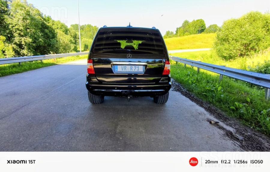 Black Mercedes-Benz ML 270 2004 in Rezekne, with an engine capacity of 2.70 L and mileage of 283 thousand km for 4950 €, photo 8 on AUTOMOTO.COM.LV
