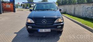 Melns Mercedes-Benz ML 270 2004 Rīga, ar dzinēja tilpumu 2.70 L un nobraukumu 284 tūkst. km par 3200 €, foto  vietnē AUTOMOTO.COM.LV