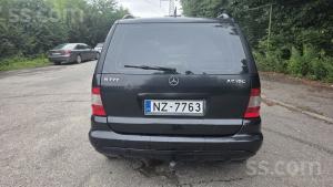 Melns Mercedes-Benz ML 270 2004 Rīga, ar dzinēja tilpumu 2.70 L un nobraukumu 292 tūkst. km par 2800 €, foto 4 vietnē AUTOMOTO.COM.LV