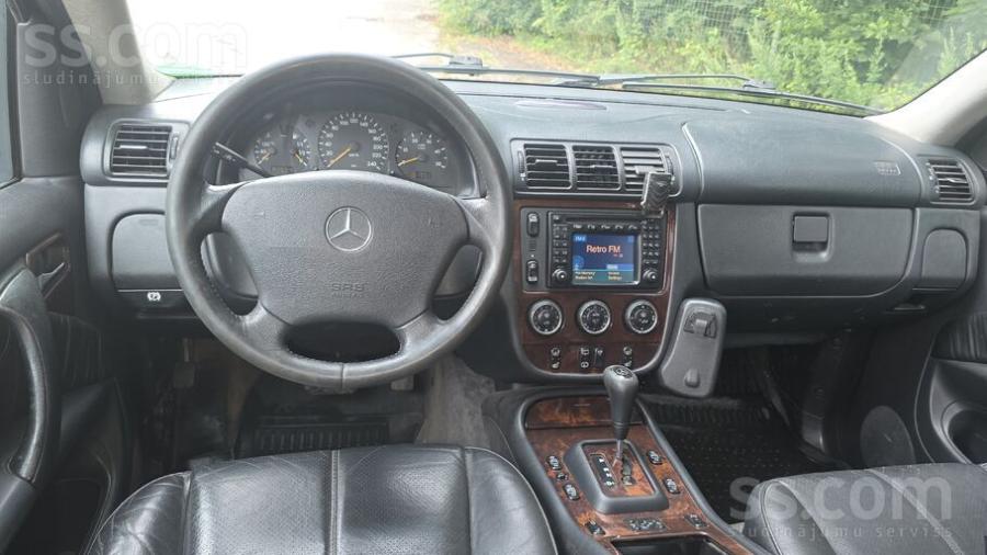 Melns Mercedes-Benz ML 270 2004 Rīga, ar dzinēja tilpumu 2.70 L un nobraukumu 292 tūkst. km par 2800 €, foto 5 vietnē AUTOMOTO.COM.LV