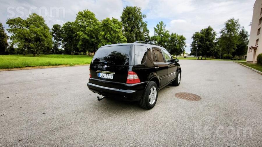Melns Mercedes-Benz ML 270 2004 Ludza, ar dzinēja tilpumu 2.70 L un nobraukumu 0 tūkst. km par 4200 €, foto 5 vietnē AUTOMOTO.COM.LV