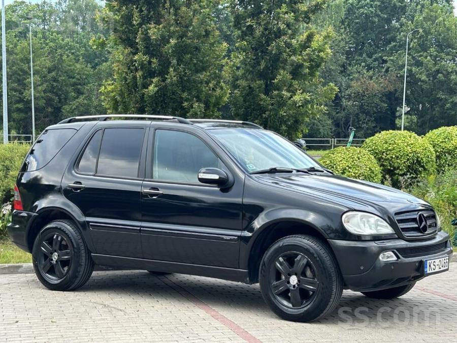 Melns Mercedes-Benz ML 270 2005 Rīga, ar dzinēja tilpumu 2.70 L un nobraukumu 360 tūkst. km par 1850 €, foto 2 vietnē AUTOMOTO.COM.LV