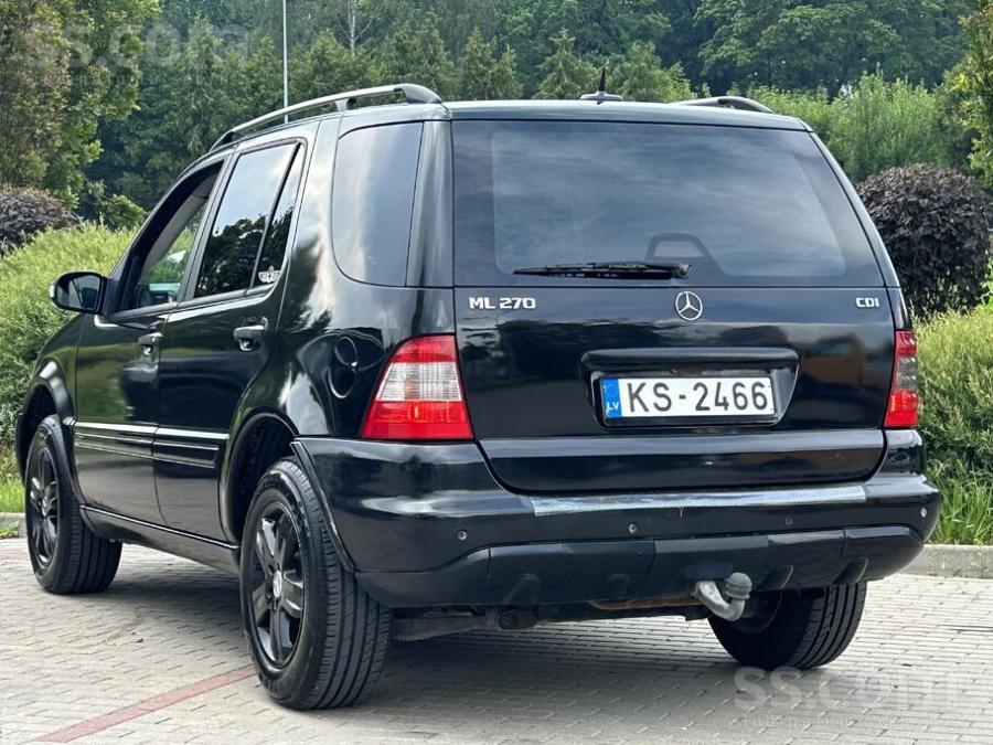 Melns Mercedes-Benz ML 270 2005 Rīga, ar dzinēja tilpumu 2.70 L un nobraukumu 360 tūkst. km par 1850 €, foto 3 vietnē AUTOMOTO.COM.LV