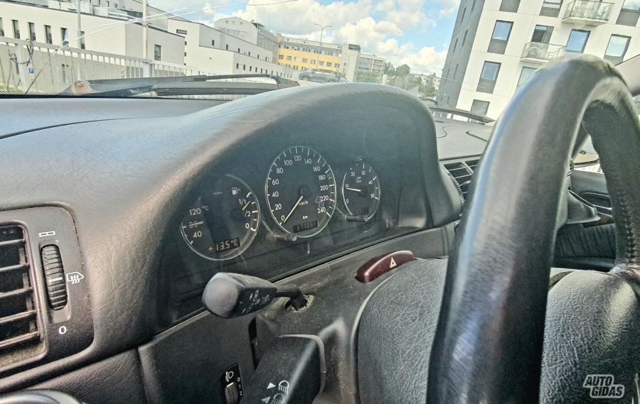Melns Mercedes-Benz ML 270 2005 Viļņa, ar dzinēja tilpumu 2.70 L un nobraukumu 300 tūkst. km par 2450 €, foto 7 vietnē AUTOMOTO.COM.LV
