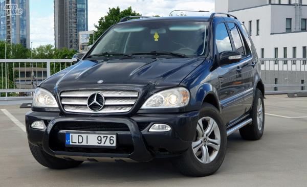 Melns Mercedes-Benz ML 270 2005 Viļņa, ar dzinēja tilpumu 2.70 L un nobraukumu 300 tūkst. km par 2350 €, foto 1 vietnē AUTOMOTO.COM.LV