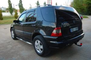 Melns Mercedes-Benz ML 270 2005 Jēkabpils, ar dzinēja tilpumu 2.70 L un nobraukumu 303 tūkst. km par 4700 €, foto 8 vietnē AUTOMOTO.COM.LV