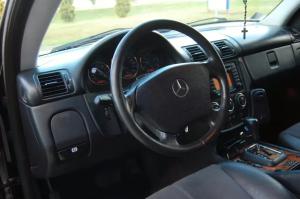 Melns Mercedes-Benz ML 270 2005 Jēkabpils, ar dzinēja tilpumu 2.70 L un nobraukumu 303 tūkst. km par 4700 €, foto 9 vietnē AUTOMOTO.COM.LV