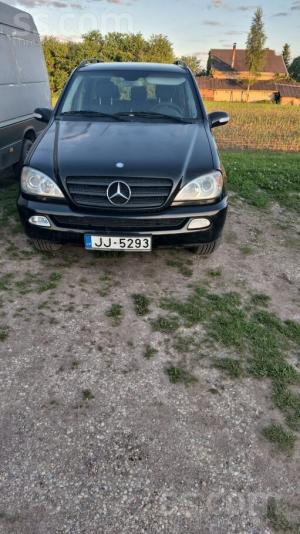 Melns Mercedes-Benz ML 270 2002 Daugavpils, ar dzinēja tilpumu 2.70 L un nobraukumu 294 tūkst. km par 2100 €, foto 6 vietnē AUTOMOTO.COM.LV