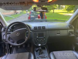 Zils Mercedes-Benz ML 270 2000 Rīga, ar dzinēja tilpumu 2.70 L un nobraukumu 383 tūkst. km par 2500 €, foto 9 vietnē AUTOMOTO.COM.LV