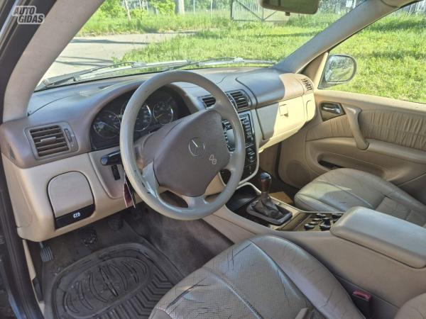 Blue Mercedes-Benz ML 270 2001 in Vilnius, with an engine capacity of 2.70 L and mileage of 350 thousand km for 2100 €, photo 7 on AUTOMOTO.COM.LV
