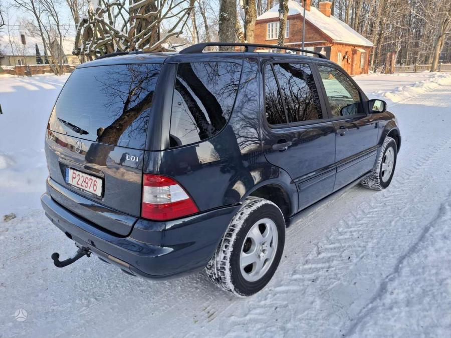 Синий Мерседес МЛ 270 2002 в Юрбаркас, объемом двигателя 2.70 л и пробегом 185 тыс. км за 4550 €, фото 10 на AUTOMOTO.COM.LV