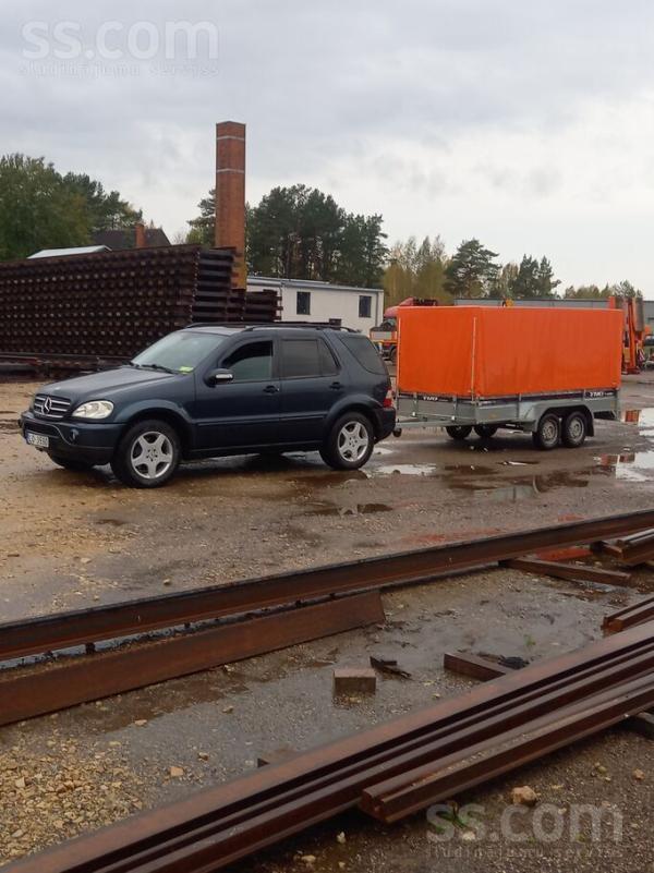 Zils Mercedes-Benz ML 270 2002 Rīga, ar dzinēja tilpumu 2.70 L un nobraukumu 411 tūkst. km par 5000 €, foto 8 vietnē AUTOMOTO.COM.LV