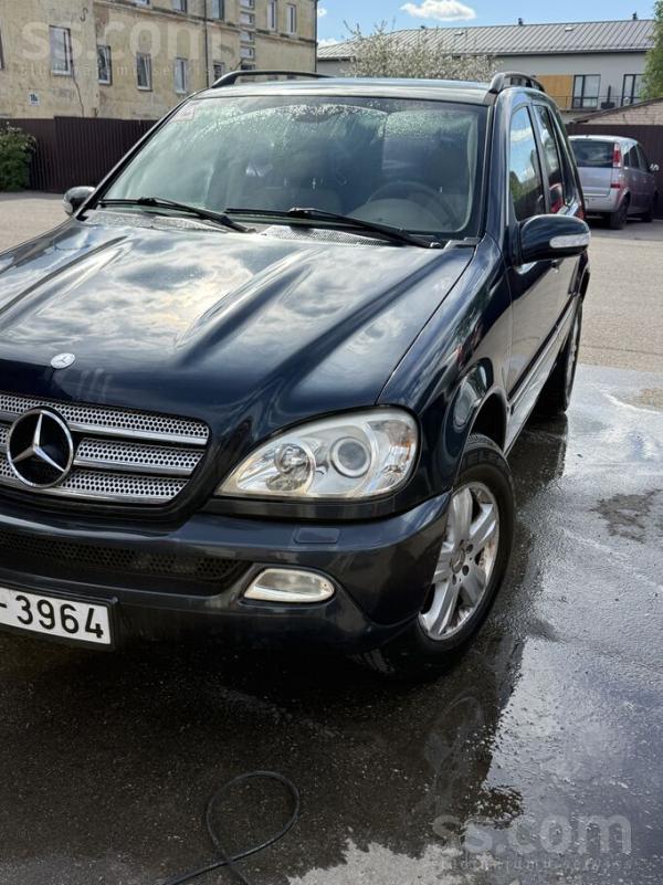Zils Mercedes-Benz ML 270 2002 Daugavpils, ar dzinēja tilpumu 2.70 L un nobraukumu 342 tūkst. km par 3000 €, foto 2 vietnē AUTOMOTO.COM.LV