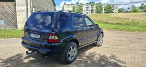 Zils Mercedes-Benz ML 270 2002 Alūksne, ar dzinēja tilpumu 2.70 L un nobraukumu 382 tūkst. km par 3700 €, foto 5 vietnē AUTOMOTO.COM.LV