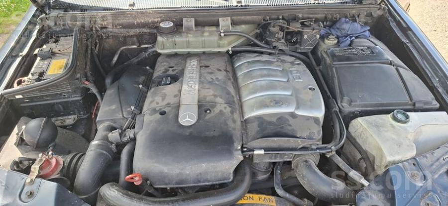 Zils Mercedes-Benz ML 270 2002 Alūksne, ar dzinēja tilpumu 2.70 L un nobraukumu 382 tūkst. km par 3700 €, foto 8 vietnē AUTOMOTO.COM.LV