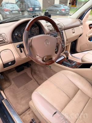 Zils Mercedes-Benz ML 270 2002 Alūksne, ar dzinēja tilpumu 2.70 L un nobraukumu 382 tūkst. km par 3700 €, foto 9 vietnē AUTOMOTO.COM.LV