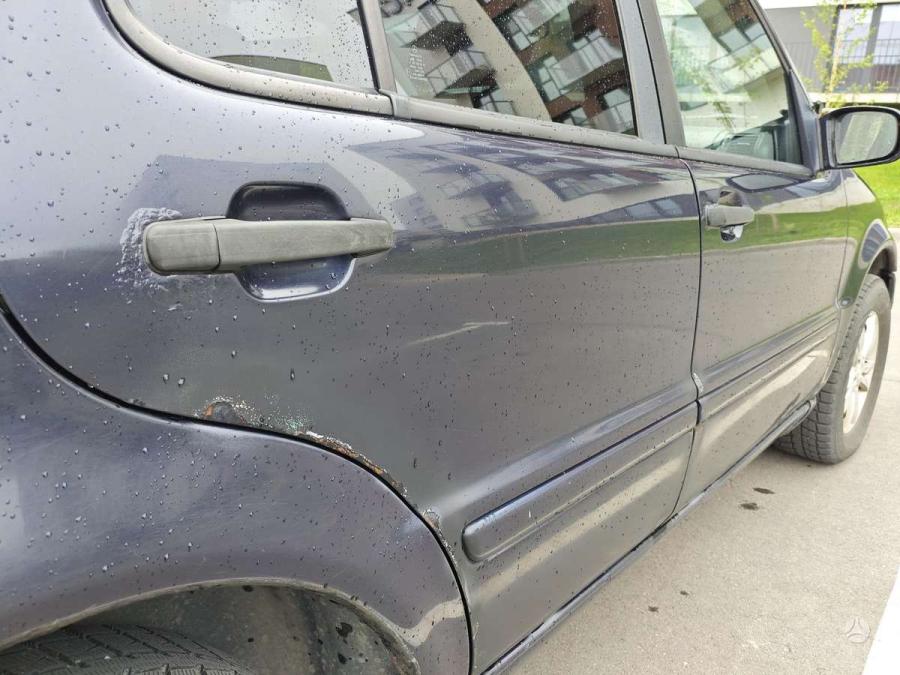Zils Mercedes-Benz ML 270 2002 Viļņa, ar dzinēja tilpumu 2.69 L un nobraukumu 494 tūkst. km par 2800 €, foto 9 vietnē AUTOMOTO.COM.LV