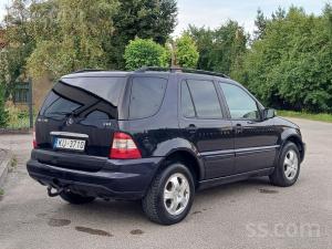 Zils Mercedes-Benz ML 270 2002 Rīga, ar dzinēja tilpumu 2.70 L un nobraukumu 0 tūkst. km par 2290 €, foto 4 vietnē AUTOMOTO.COM.LV