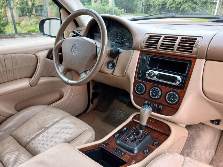 Zils Mercedes-Benz ML 270 2002 Rīga, ar dzinēja tilpumu 2.70 L un nobraukumu 0 tūkst. km par 2290 €, foto 16 vietnē AUTOMOTO.COM.LV