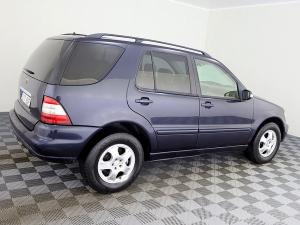 Синий Мерседес МЛ 270 2002 в Таллин, объемом двигателя 2.70 л и пробегом 293 тыс. км за 1999 €, фото 4 на AUTOMOTO.COM.LV