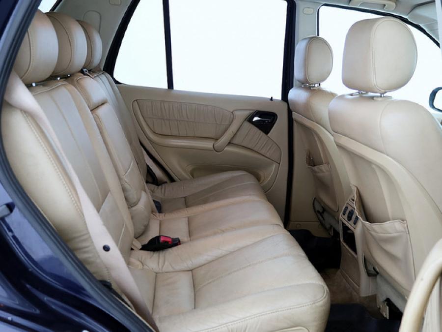 Синий Мерседес МЛ 270 2002 в Таллин, объемом двигателя 2.70 л и пробегом 293 тыс. км за 1999 €, фото 8 на AUTOMOTO.COM.LV