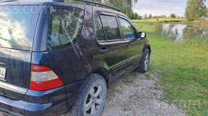 Zils Mercedes-Benz ML 270 2002 Aizkraukle, ar dzinēja tilpumu 2.70 L un nobraukumu 303 tūkst. km par 2500 €, foto 5 vietnē AUTOMOTO.COM.LV