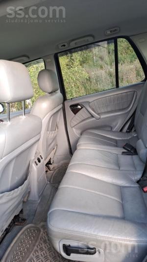 Zils Mercedes-Benz ML 270 2002 Aizkraukle, ar dzinēja tilpumu 2.70 L un nobraukumu 303 tūkst. km par 2500 €, foto 9 vietnē AUTOMOTO.COM.LV
