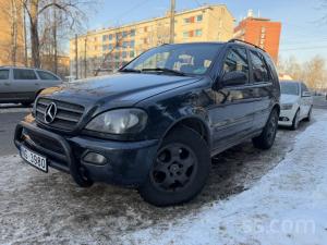 Blue Mercedes-Benz ML 270 2003 in Riga, with an engine capacity of 2.70 L and mileage of 475 thousand km for 3500 €, photo  on AUTOMOTO.COM.LV