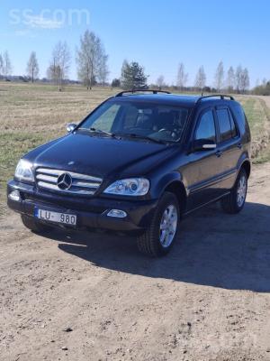 Blue Mercedes-Benz ML 270 2003 in Jekabpils, with an engine capacity of 2.70 L and mileage of 261 thousand km for 3450 €, photo  on AUTOMOTO.COM.LV