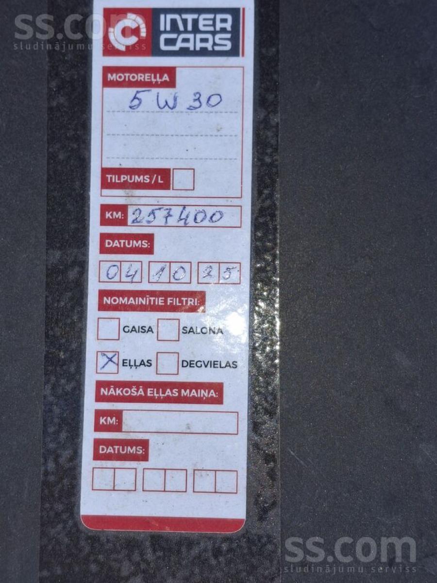 Zils Mercedes-Benz ML 270 2003 Jēkabpils, ar dzinēja tilpumu 2.70 L un nobraukumu 261 tūkst. km par 3450 €, foto 13 vietnē AUTOMOTO.COM.LV
