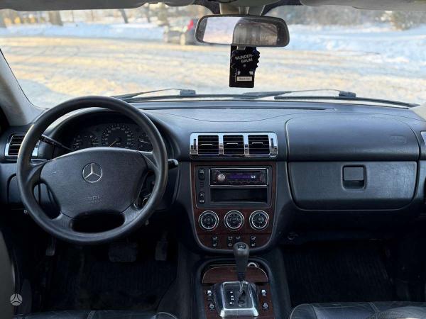 Zils Mercedes-Benz ML 270 2004 Viļņa, ar dzinēja tilpumu 2.70 L un nobraukumu 355 tūkst. km par 2600 €, foto 8 vietnē AUTOMOTO.COM.LV