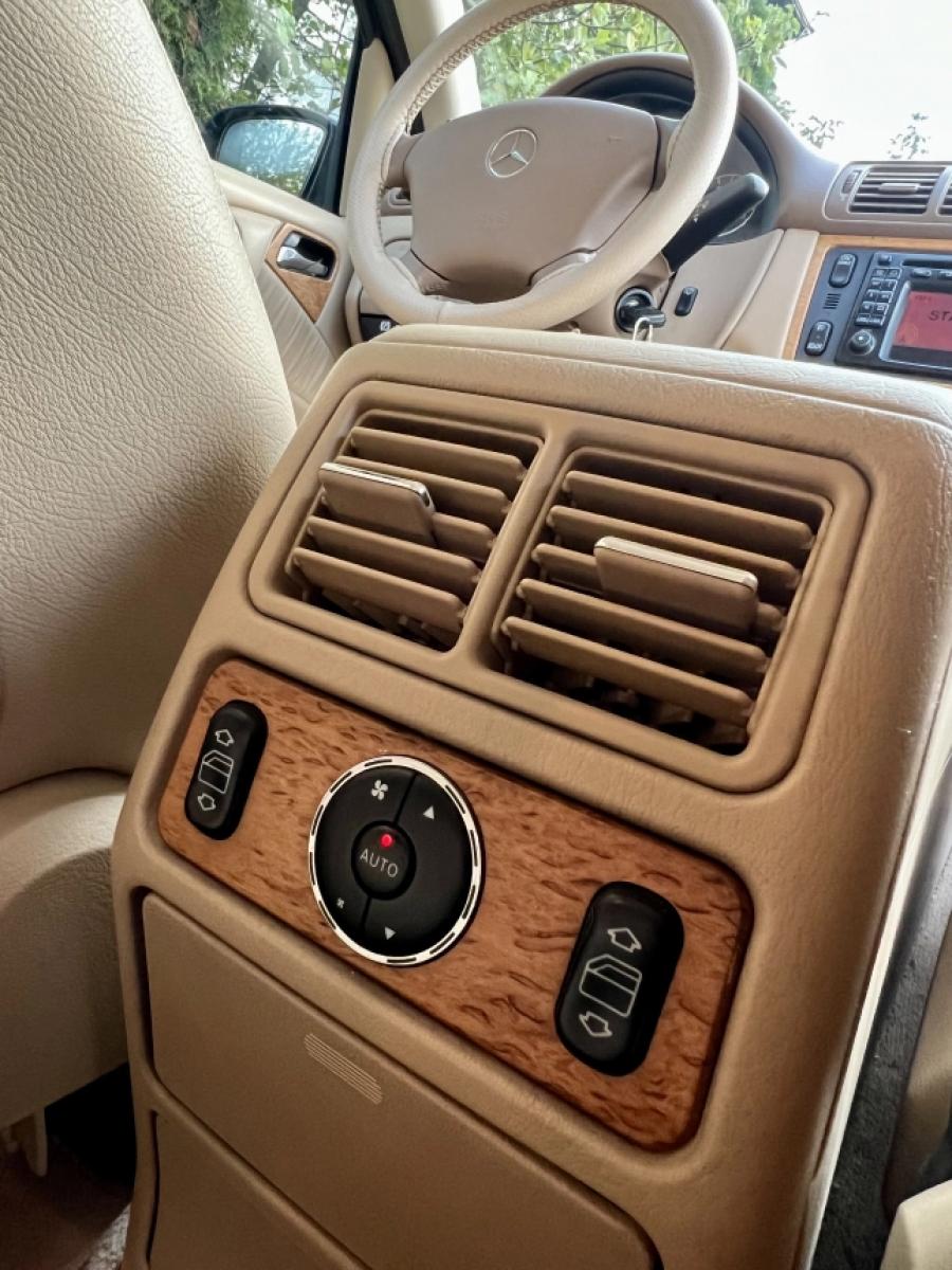 Zils Mercedes-Benz ML 270 2004 Rīga, ar dzinēja tilpumu 2.70 L un nobraukumu 261 tūkst. km par 4200 €, foto 6 vietnē AUTOMOTO.COM.LV
