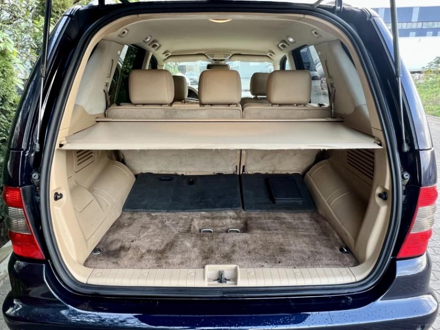 Zils Mercedes-Benz ML 270 2004 Rīga, ar dzinēja tilpumu 2.70 L un nobraukumu 261 tūkst. km par 4200 €, foto 9 vietnē AUTOMOTO.COM.LV