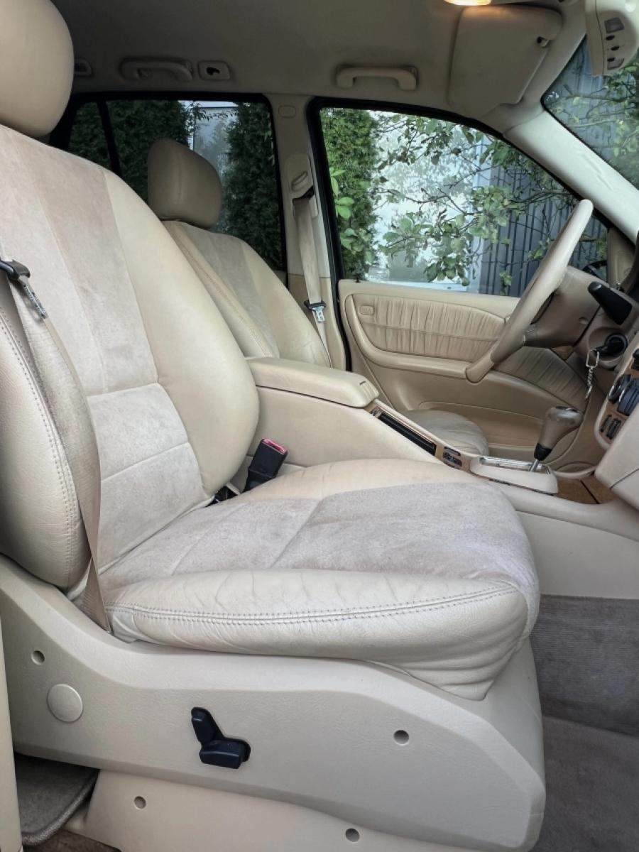 Zils Mercedes-Benz ML 270 2004 Rīga, ar dzinēja tilpumu 2.70 L un nobraukumu 261 tūkst. km par 4200 €, foto 10 vietnē AUTOMOTO.COM.LV