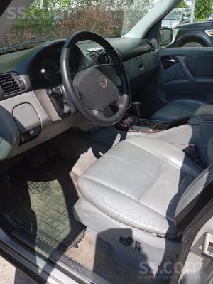 Mercedes-Benz ML 270 2002 Rīga, ar dzinēja tilpumu 2.70 L un nobraukumu 337 tūkst. km par 3500 €, foto 10 vietnē AUTOMOTO.COM.LV