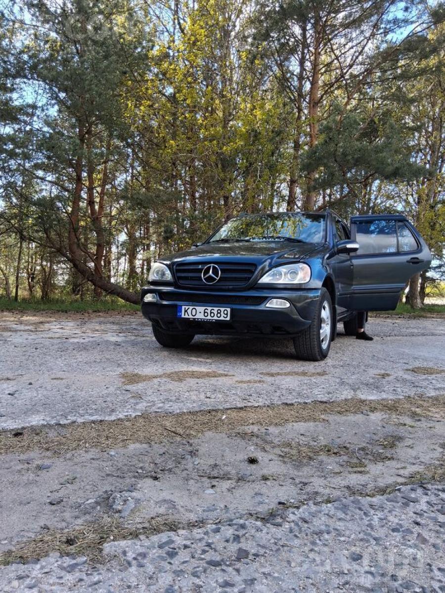 Mercedes-Benz ML 270 2001 in Liepaja, with an engine capacity of 2.70 L and mileage of 332 thousand km for 2400 €, photo 1 on AUTOMOTO.COM.LV