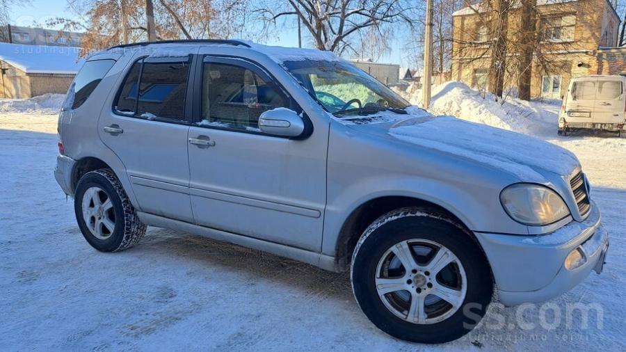 Mercedes-Benz ML 270 2001 Daugavpils, ar dzinēja tilpumu 2.70 L un nobraukumu 327 tūkst. km par 2550 €, foto 4 vietnē AUTOMOTO.COM.LV