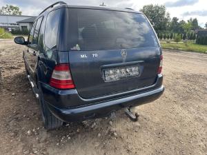 Мерседес МЛ 270 2001 в Каунас, объемом двигателя 2.70 л и пробегом 300 тыс. км за 499 €, фото 7 на AUTOMOTO.COM.LV