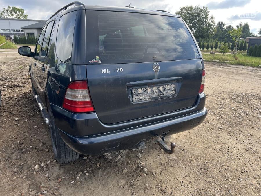 Мерседес МЛ 270 2001 в Каунас, объемом двигателя 2.70 л и пробегом 300 тыс. км за 499 €, фото 7 на AUTOMOTO.COM.LV