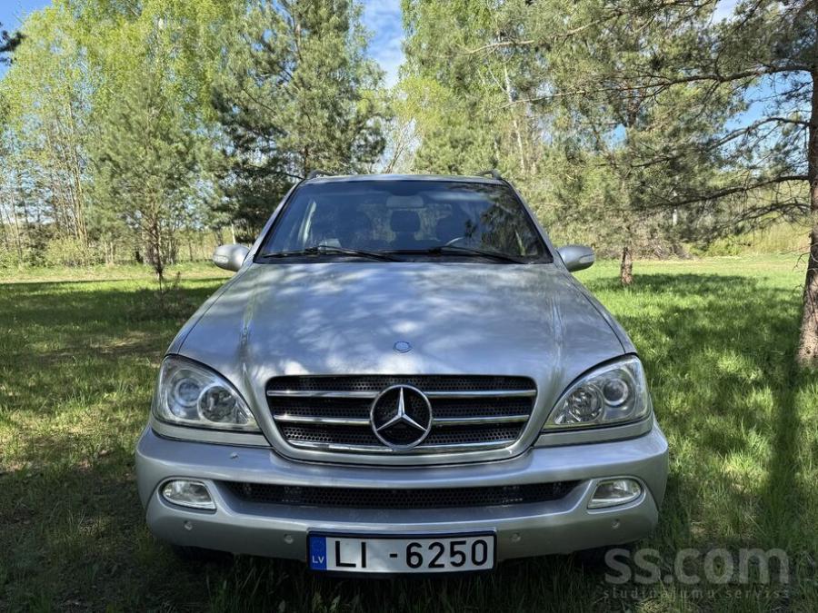 Mercedes-Benz ML 270 2002 Preiļi, ar dzinēja tilpumu 2.70 L un nobraukumu 130 tūkst. km par 3700 €, foto 3 vietnē AUTOMOTO.COM.LV