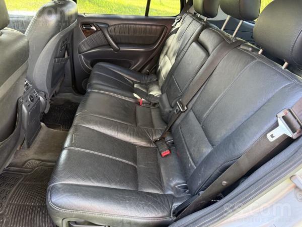 Mercedes-Benz ML 270 2002 in Preili, with an engine capacity of 2.70 L and mileage of 130 thousand km for 3700 €, photo 7 on AUTOMOTO.COM.LV