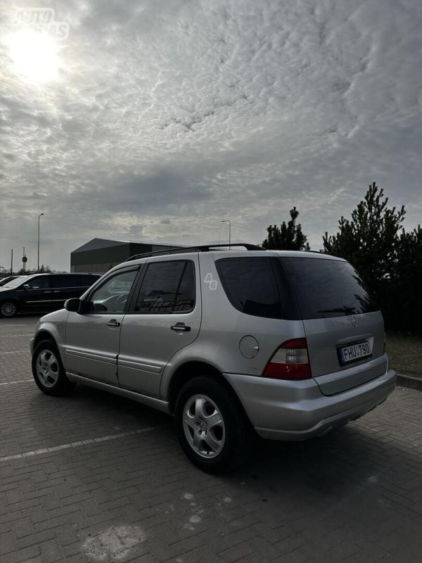Mercedes-Benz ML 270 2002 Šauļi, ar dzinēja tilpumu 2.70 L un nobraukumu 209 tūkst. km par 2500 €, foto 3 vietnē AUTOMOTO.COM.LV