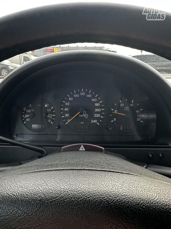 Mercedes-Benz ML 270 2002 Šauļi, ar dzinēja tilpumu 2.70 L un nobraukumu 209 tūkst. km par 2500 €, foto 6 vietnē AUTOMOTO.COM.LV