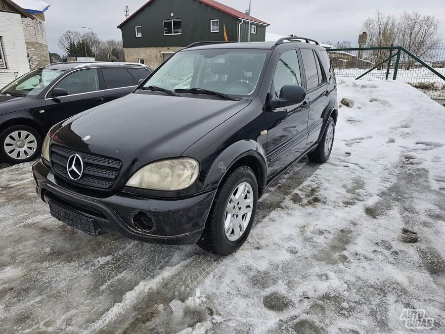 Mercedes-Benz ML 270 2003 Kauņa, ar dzinēja tilpumu 2.70 L un nobraukumu 300 tūkst. km par 2350 €, foto 1 vietnē AUTOMOTO.COM.LV