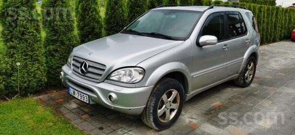 Mercedes-Benz ML 270 2003 in Jelgava, with an engine capacity of 2.70 L and mileage of 381 thousand km for 3300 €, photo 1 on AUTOMOTO.COM.LV