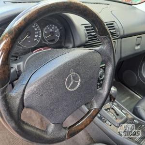 Mercedes-Benz ML 270 2003 Utena, ar dzinēja tilpumu 2.70 L un nobraukumu 300 tūkst. km par 3650 €, foto 18 vietnē AUTOMOTO.COM.LV