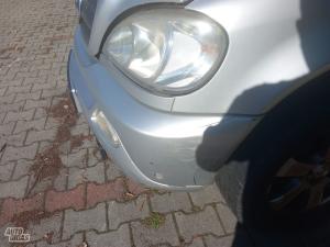 Mercedes-Benz ML 270 2003 in Marijampole, with an engine capacity of 2.70 L and mileage of 296 thousand km for 2300 €, photo 6 on AUTOMOTO.COM.LV