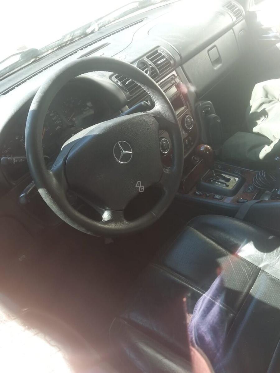 Mercedes-Benz ML 270 2003 in Marijampole, with an engine capacity of 2.70 L and mileage of 296 thousand km for 2300 €, photo 13 on AUTOMOTO.COM.LV