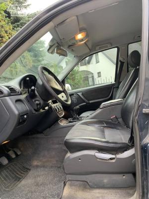 Mercedes-Benz ML 270 2003 in Vilnius, with an engine capacity of 2.70 L and mileage of 387 thousand km for 1900 €, photo 8 on AUTOMOTO.COM.LV